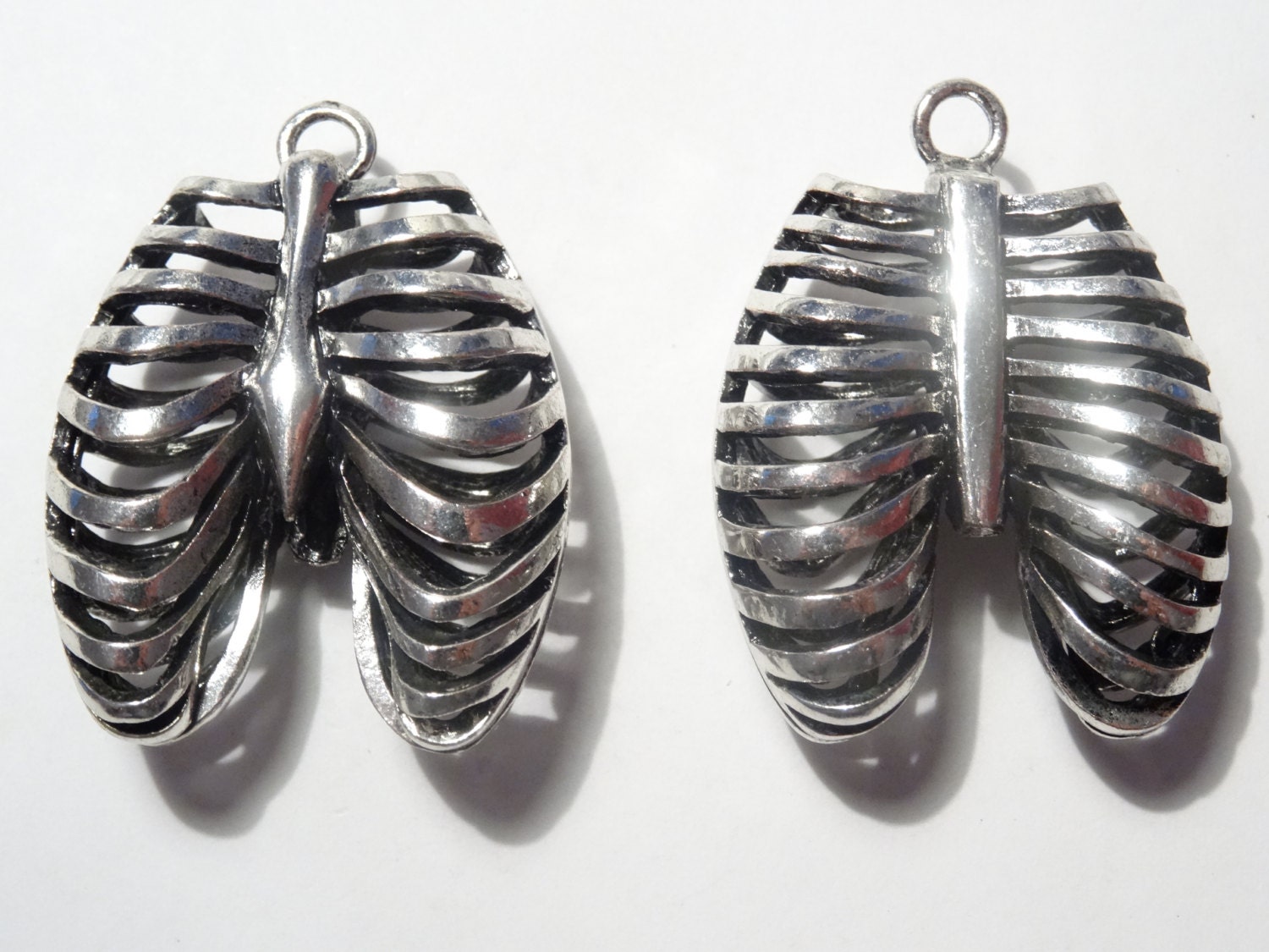 1 Rib Cage Anatomical Charm Antique Silver Tone ANA06 - Etsy UK