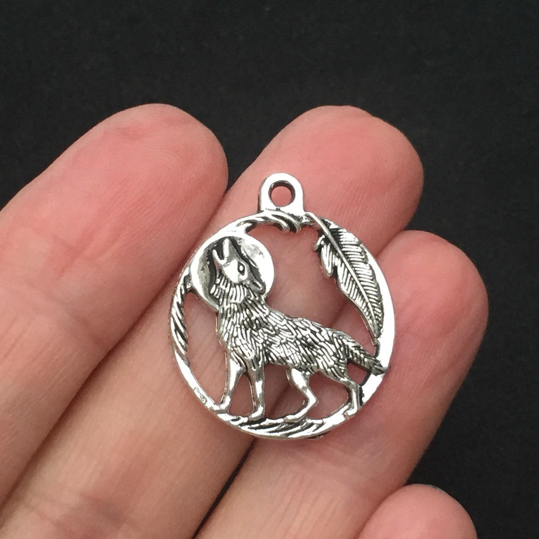 6 or 30 Wolf Charms Antique Silver Tone WOLF01 - Etsy UK