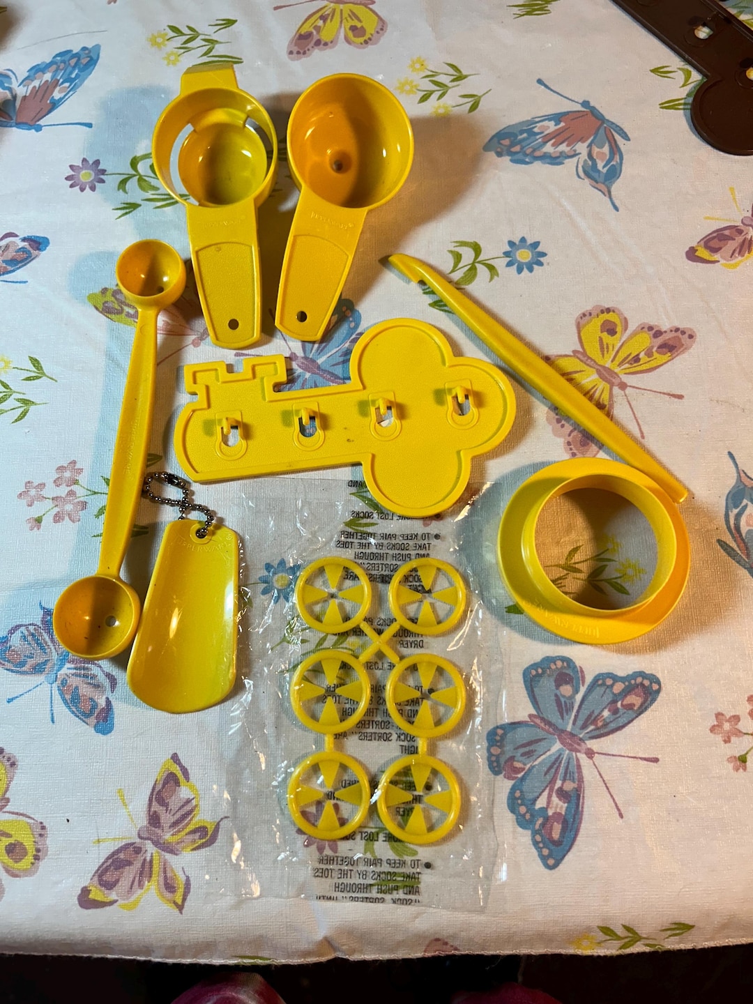 Large Lot Tupperware Gadgets & Hostess Gifts Yellow - Etsy