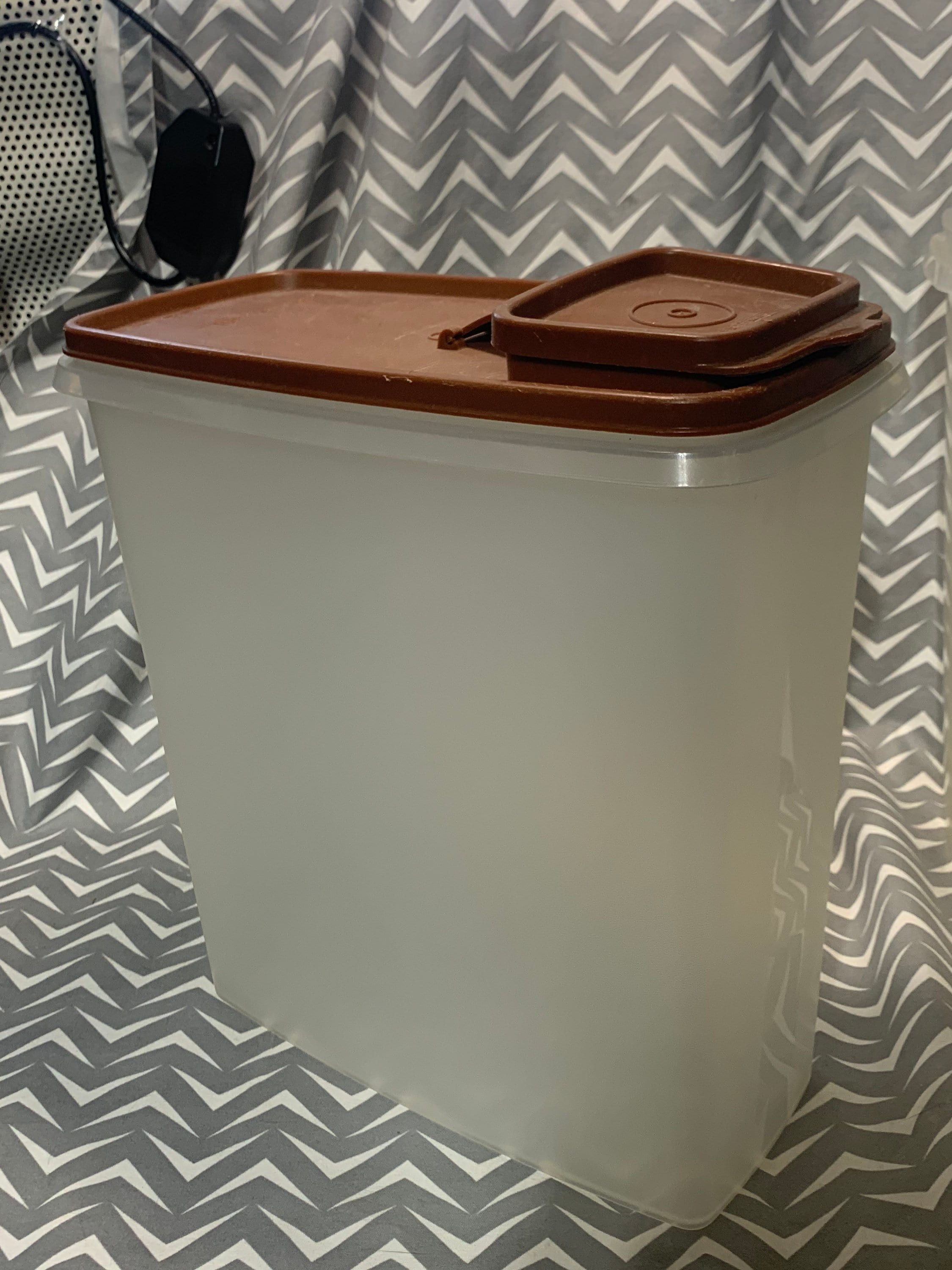 Large Brown Tupperware Cereal Keeper - Etsy