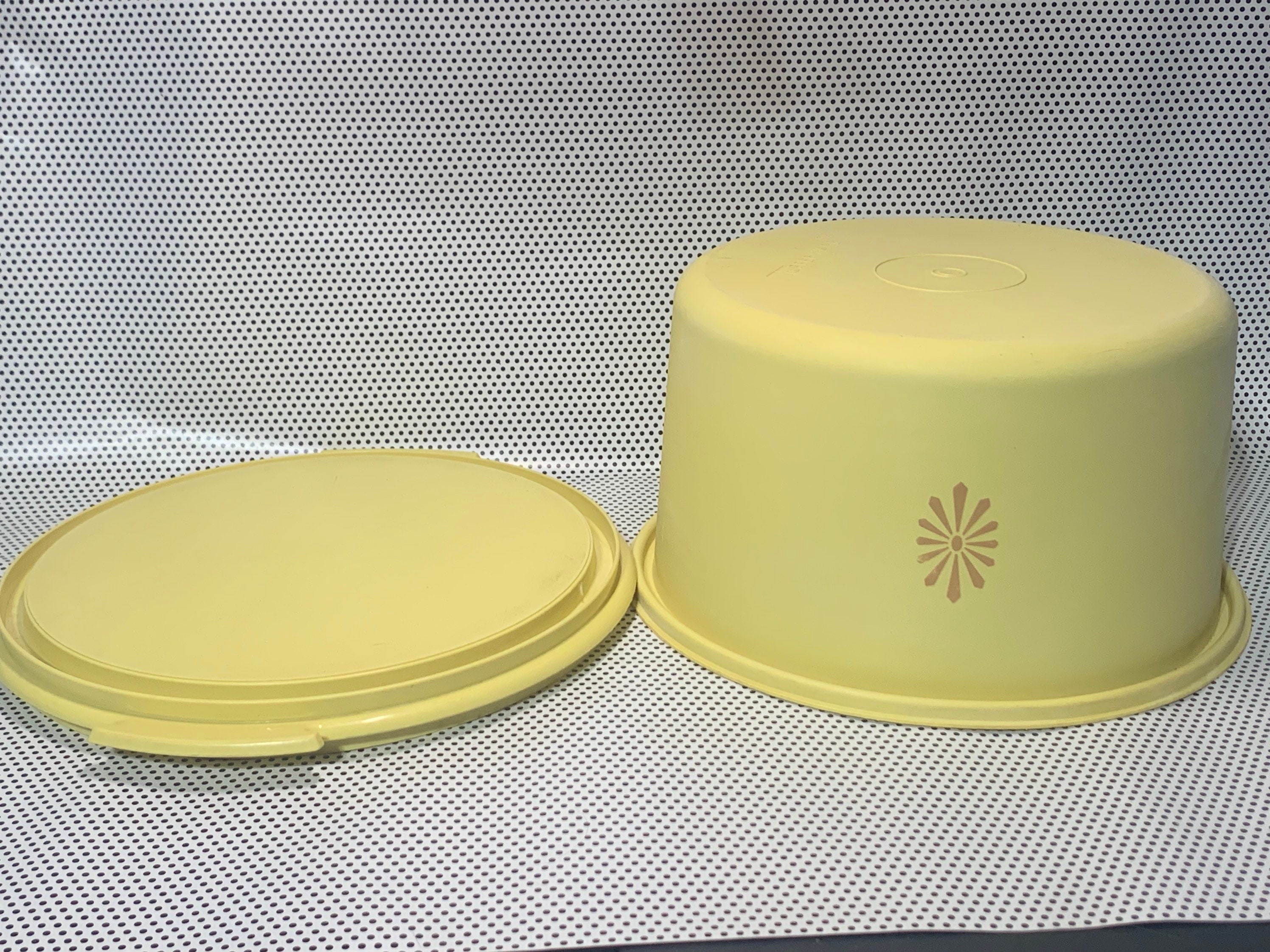 Tupperware Cake Carrier Vintage at Rose Jaques blog