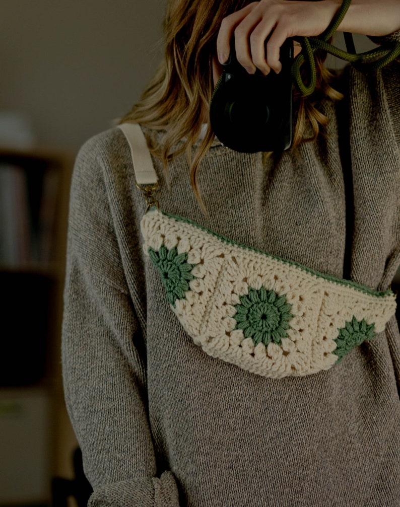 Crochet Crossbody Fanny Pack Video Tutorial (DIGITAL FILE) Crochet and ...