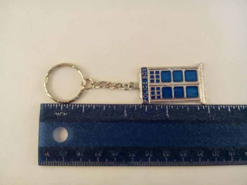 Doctor Who / TARDIS Key Chain - Etsy