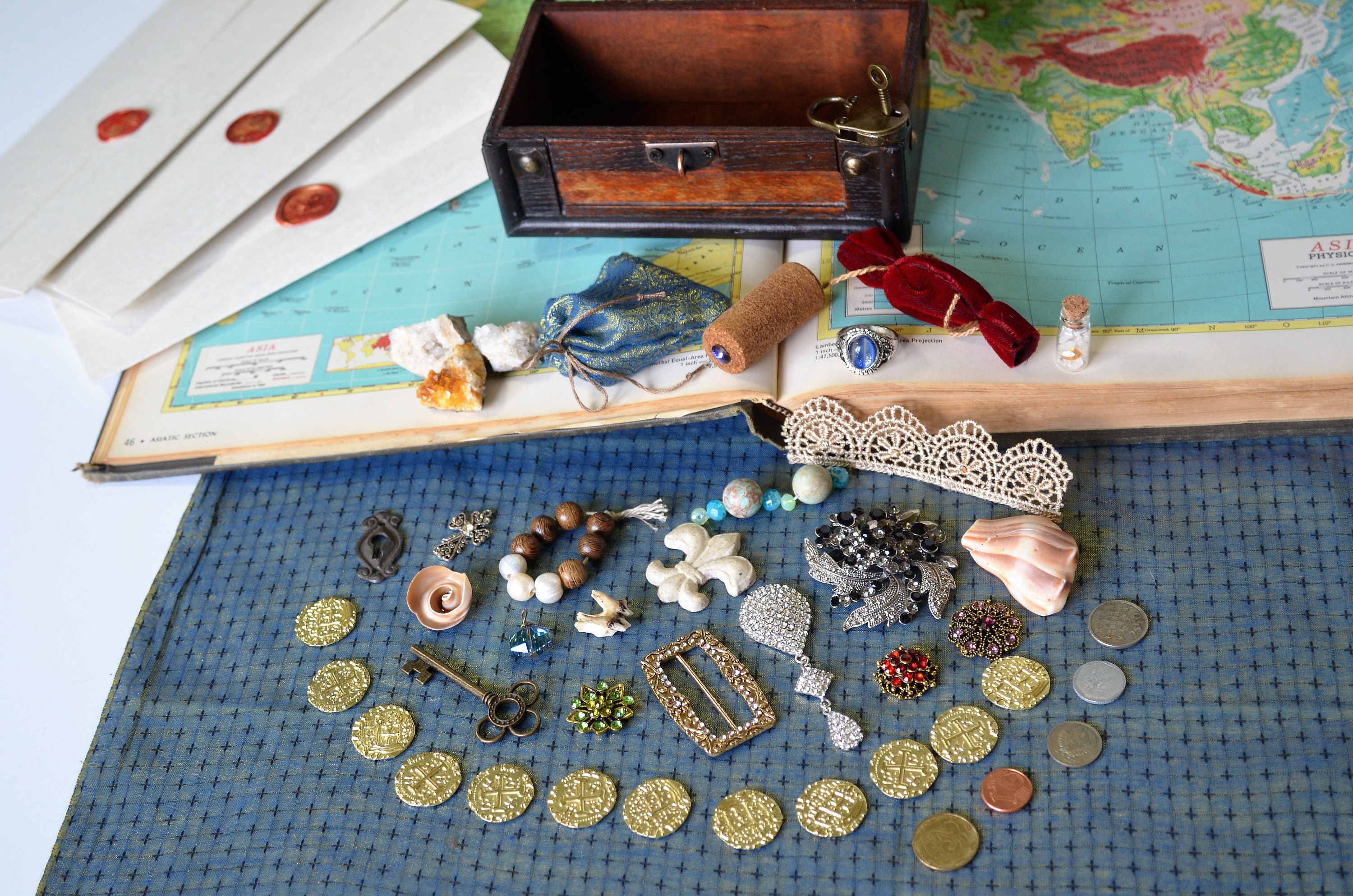 Pirate Treasure Mystery Adventure Kit - Treasure Hunt Party - Vacation ...