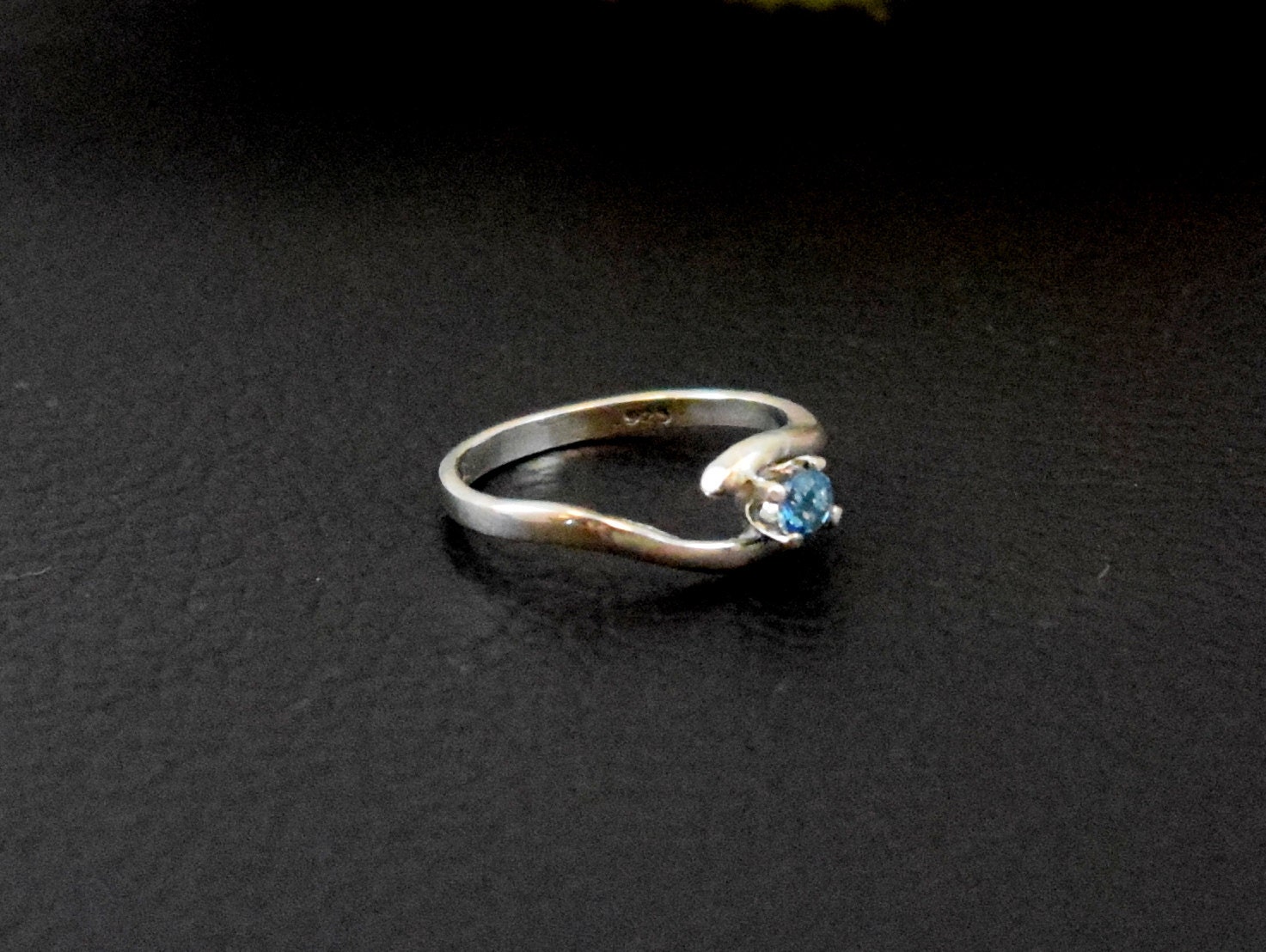 Natural December Blue Topaz Birthstone Ring Stackable. 3mm | Etsy