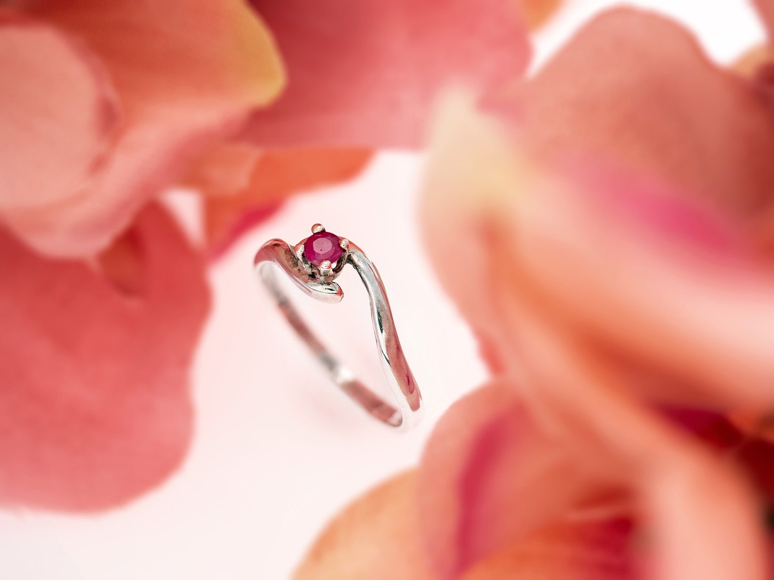 July Birthstone Ring. 3mm Round Faceted Natural Red Ruby | Etsy