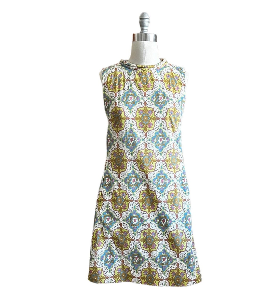 Vintage 1960s Spring Shift Dress, Fabulous Cotton Print - Etsy