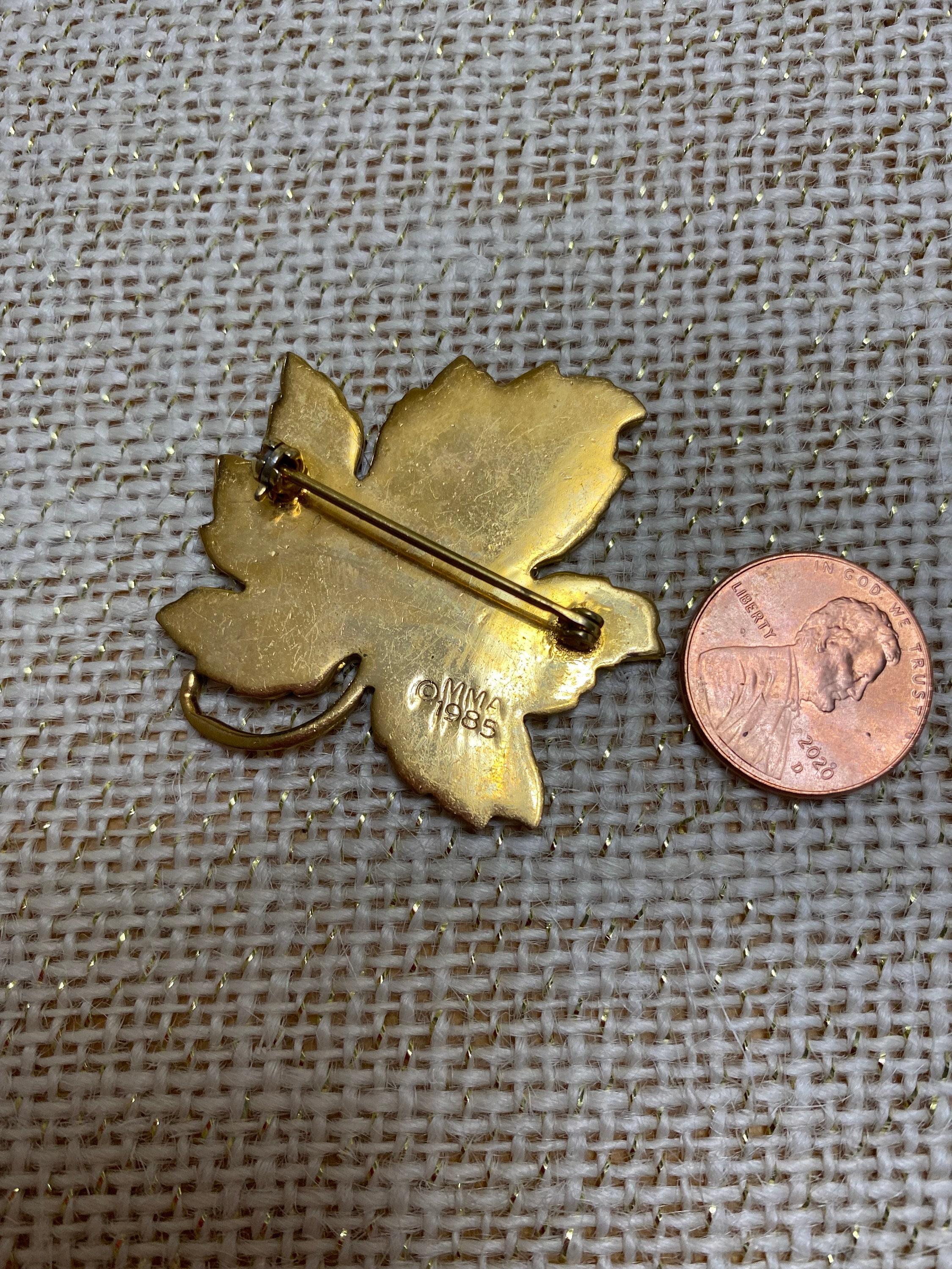 Vintage Pin Signed MMA Fall Leaf Gold enameled - Etsy