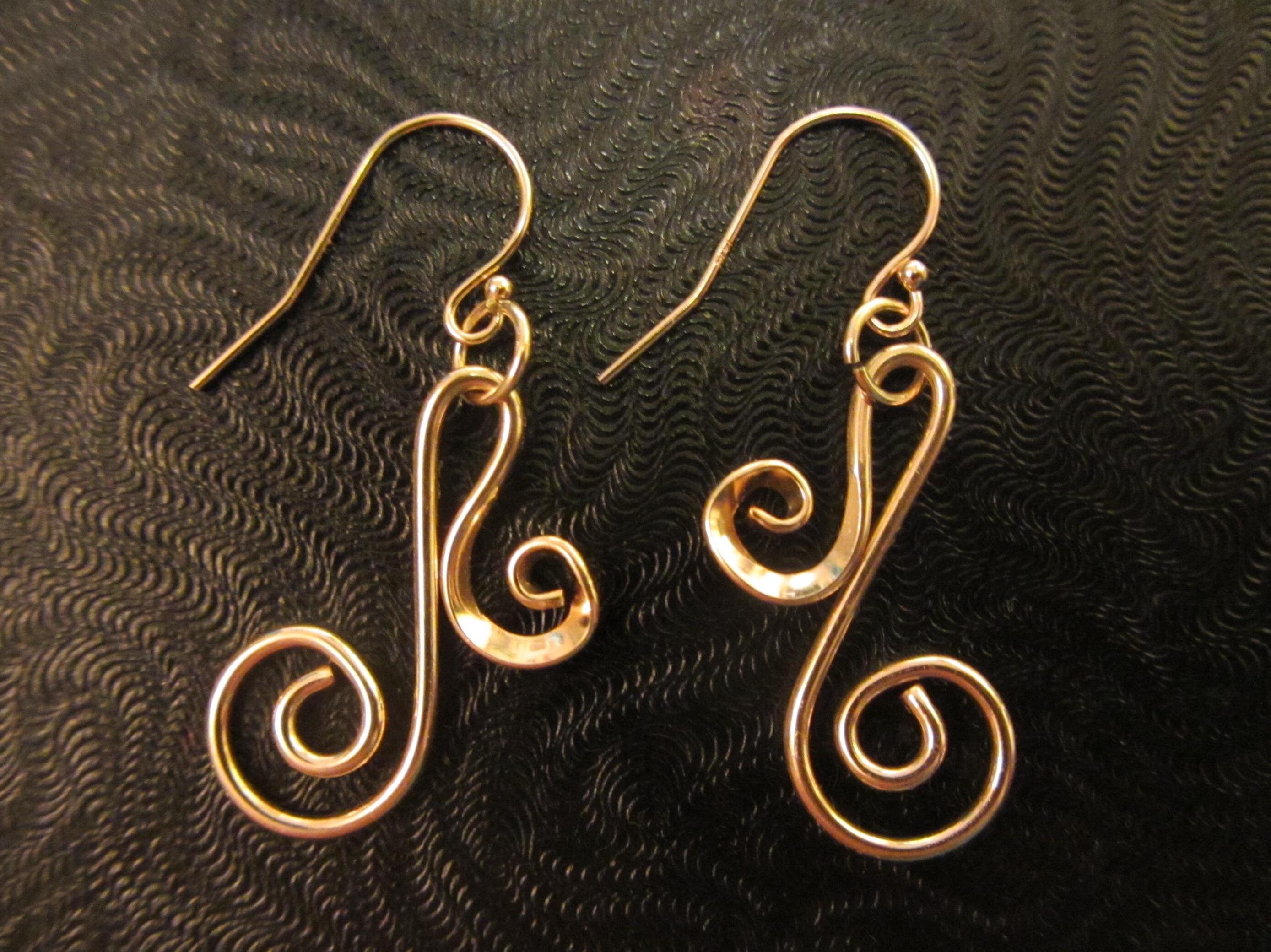 New 14k Solid Gold Curly Dangling Earrings - 2.56 Grams - Please See ...
