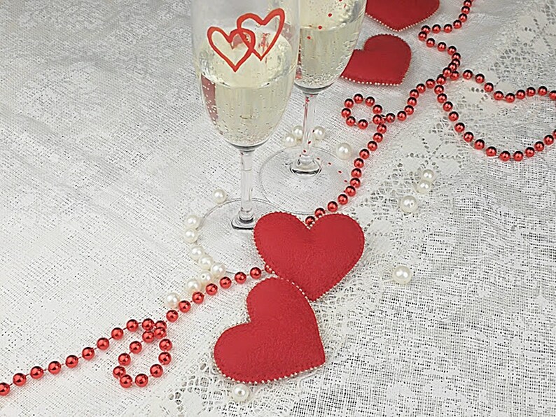 Red Heart Ornament Felt Heart Decoration Christmas Felt Decor | Etsy