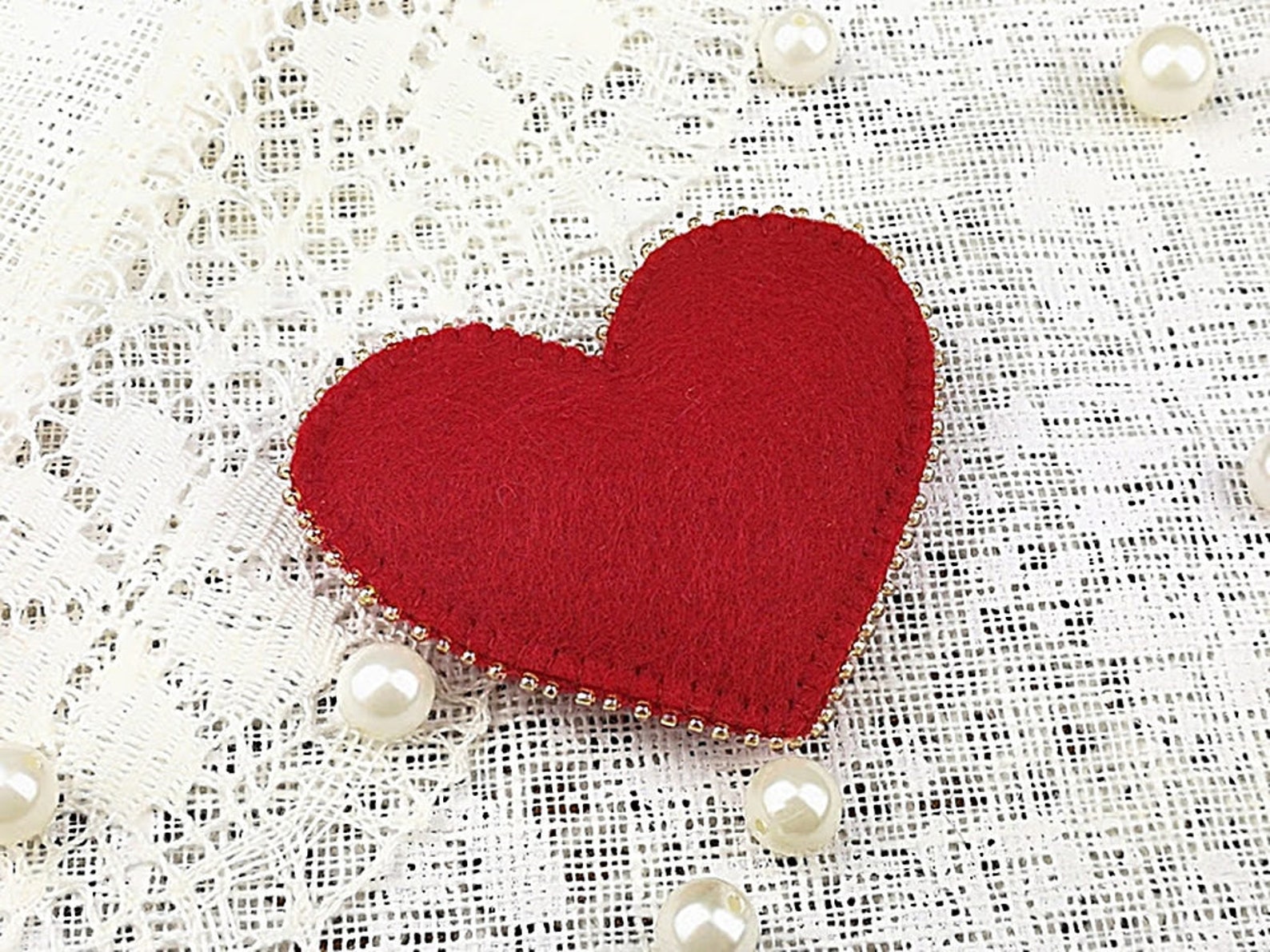 Red Heart Ornament Felt Heart Decoration Christmas Felt Decor | Etsy