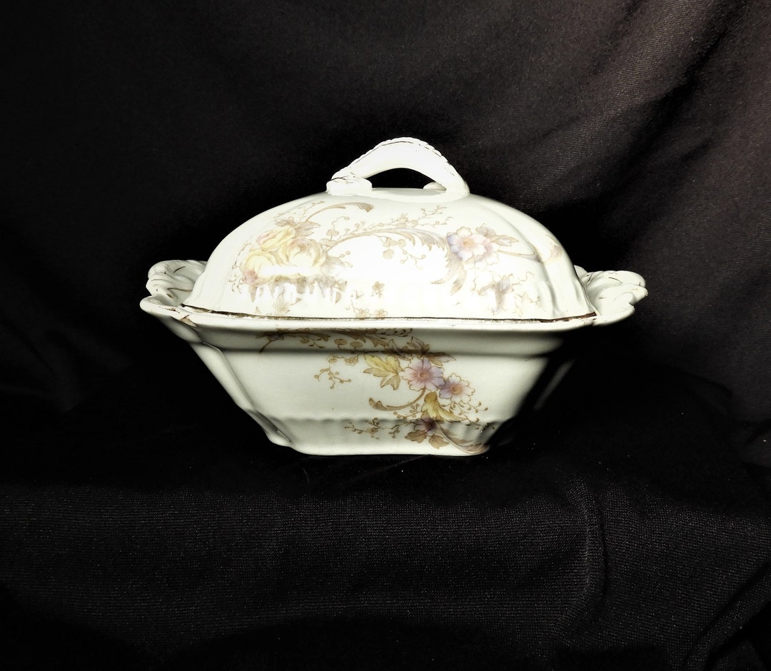 Rare Vtg White English Transferware Covered Dish, Vtg John Maddock ...