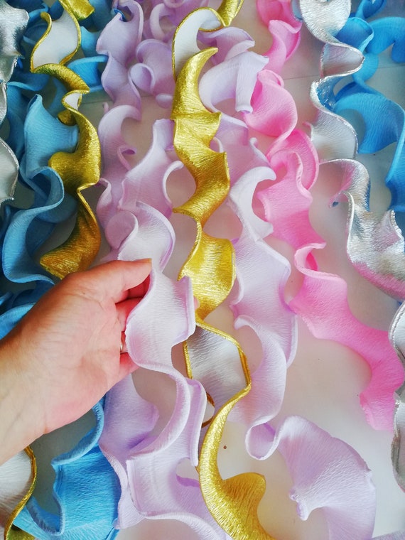 Paper streamer seaweed, wall decor, baby shower backdrop, Ocean wave ...