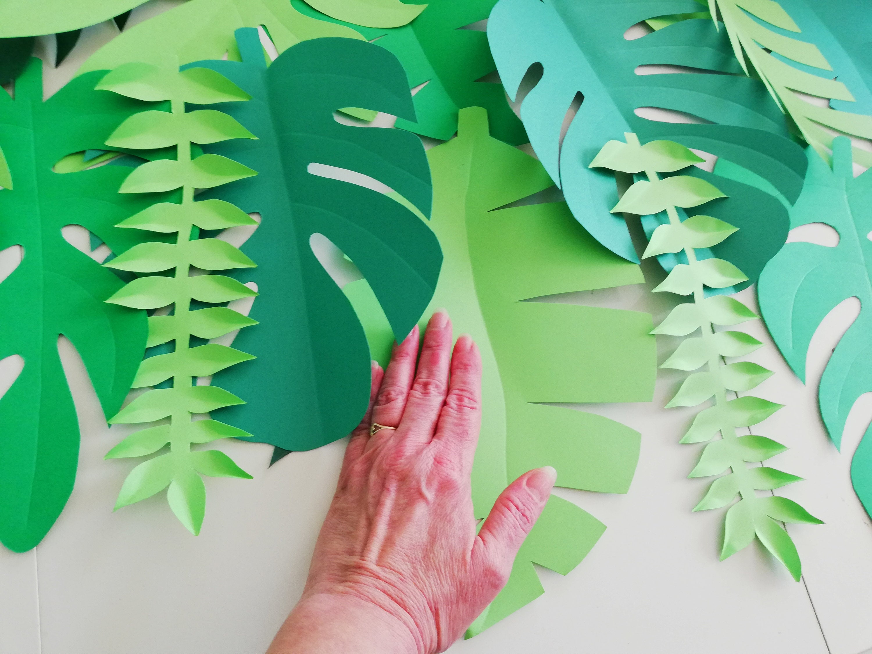Paper Leaves Green Leaves Large Leaves Paper Flowers Wall - Etsy