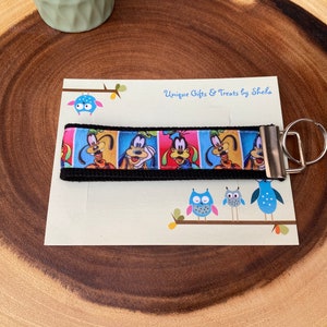Disneys Goofy Keychain Key Fob - Etsy