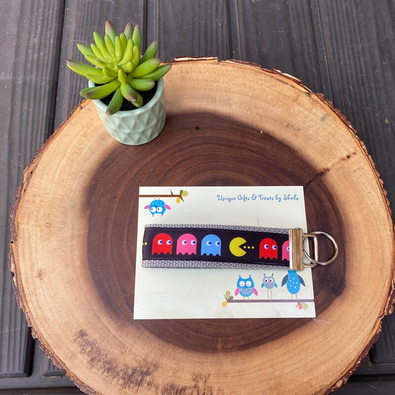 Pacman Keychain - Etsy