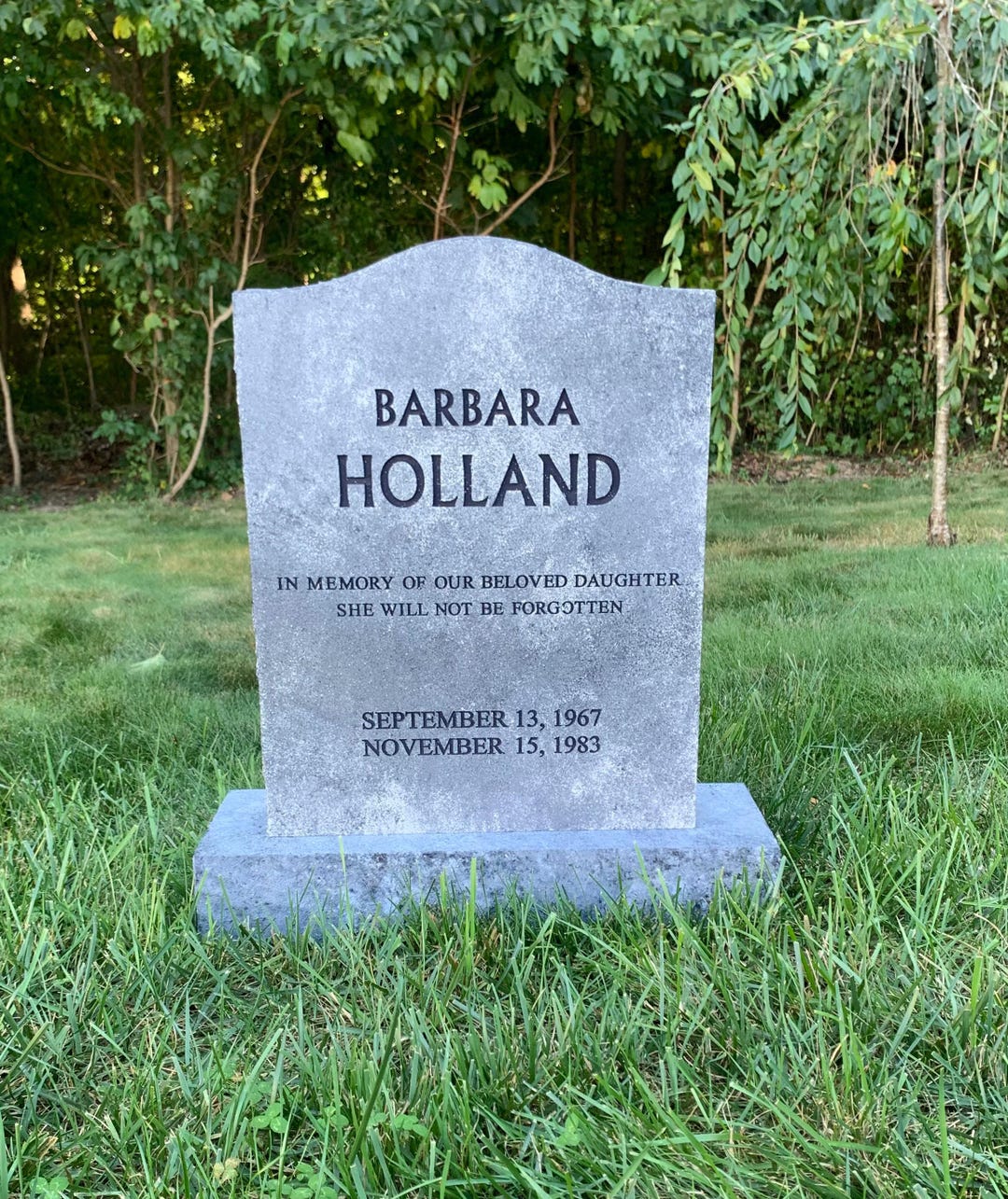 Barbara Holland Barb Stranger Things Tombstone Headstone Halloween Prop ...