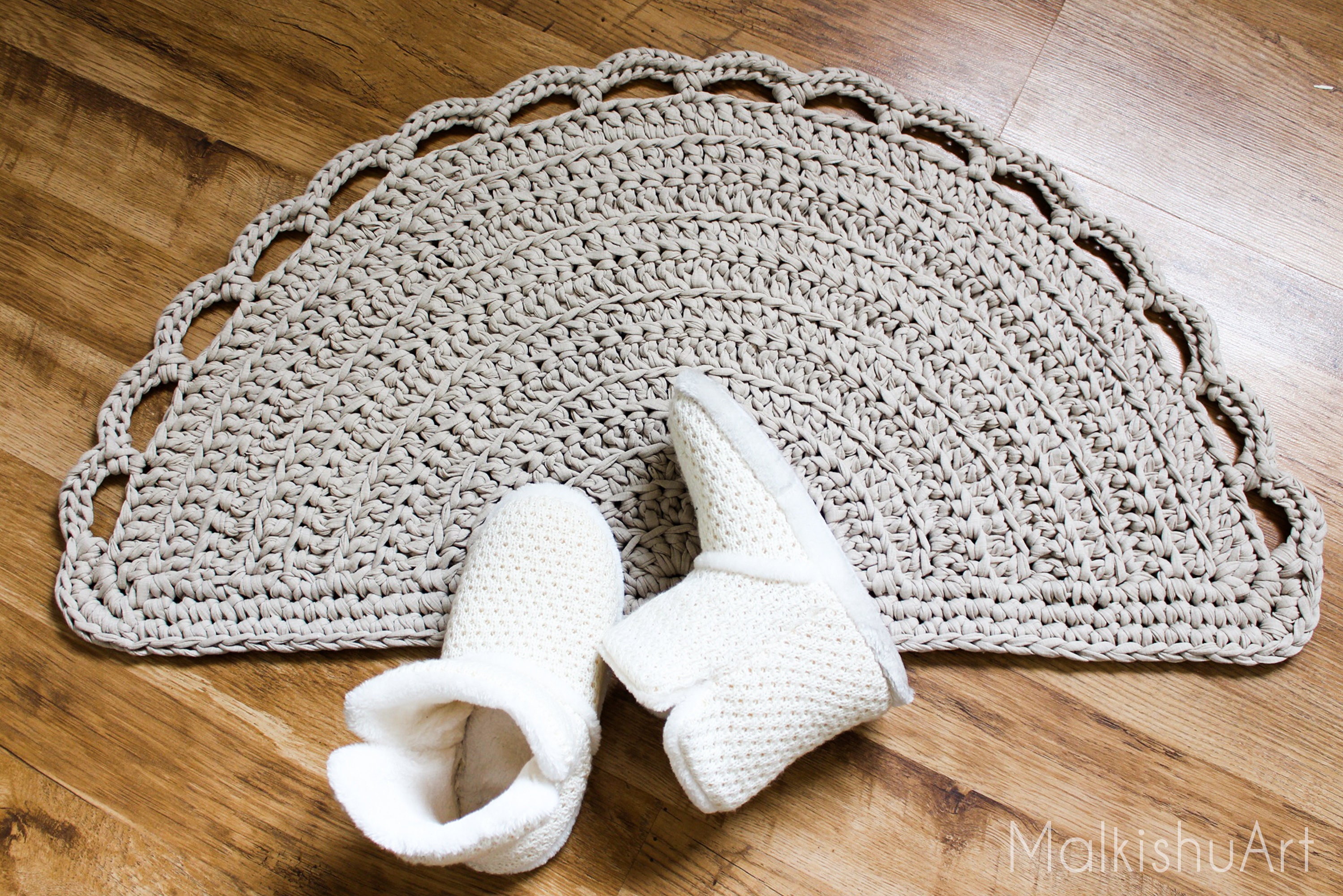 English Rug Pattern Crochet Half Moon Pdf Pattern Crochet - Etsy Israel