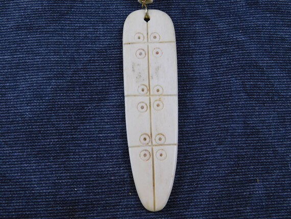 Ethiopian Surfboard Heishi Bead Chain Bone Pendant Fi… - Gem