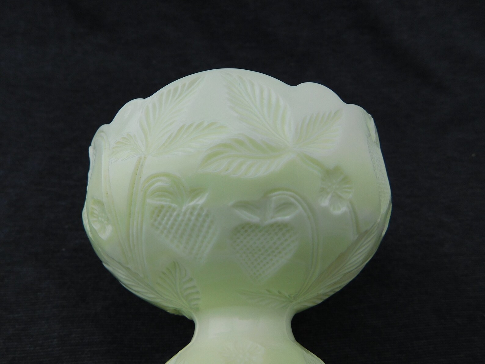 Cambridge Inverted Strawberry Pattern Child's Footed Punch | Etsy