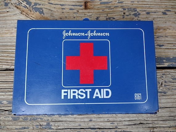 vintage first aid kit - Gem