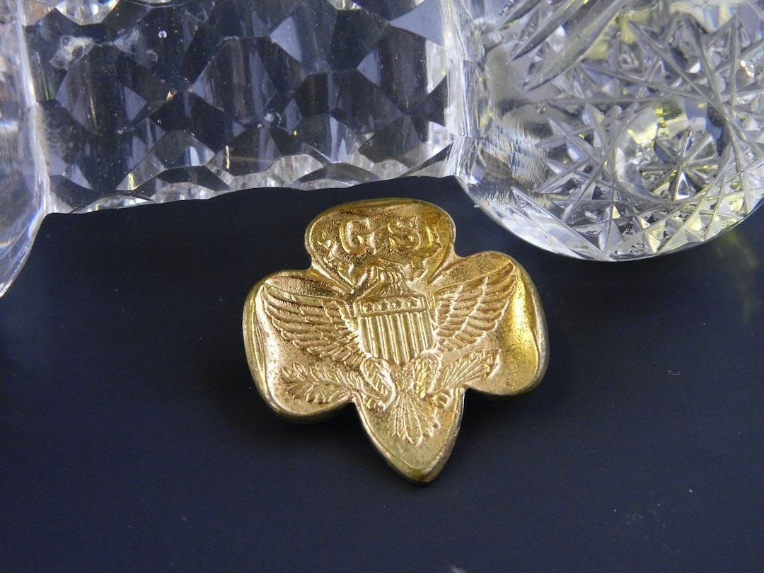 Girl Scout Trefoil Eagle Pin 11 Outer Wing Feathers 6 Arrows Brass 7/8 ...