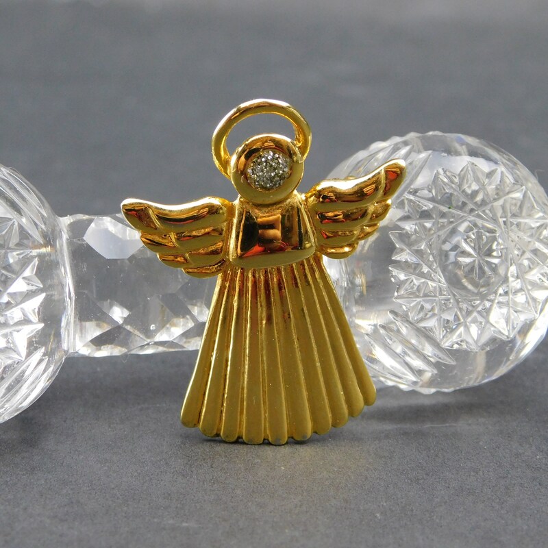 Gold Angel Pin - Etsy