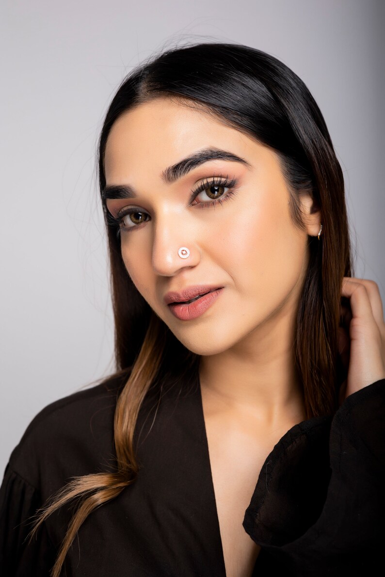 Kuberbox 18k Gold and Diamond Debra Round Nose Stud/c-wire - Etsy