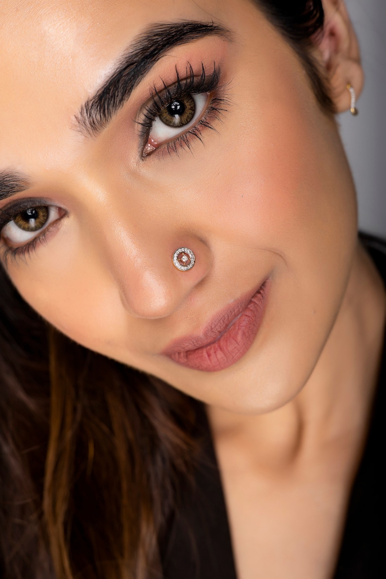 Kuberbox 18k Gold and Diamond Debra Round Nose Stud/c-wire - Etsy