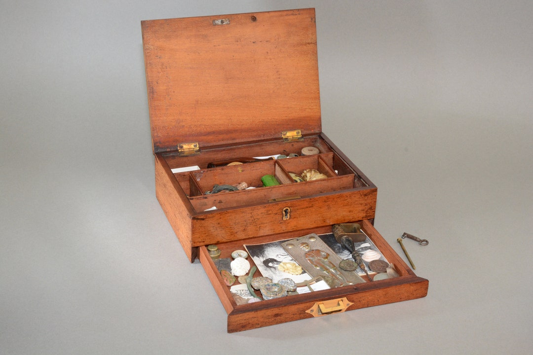Antique Victorian Curiosities Box Wunderkammer Curiosity Collection - Etsy