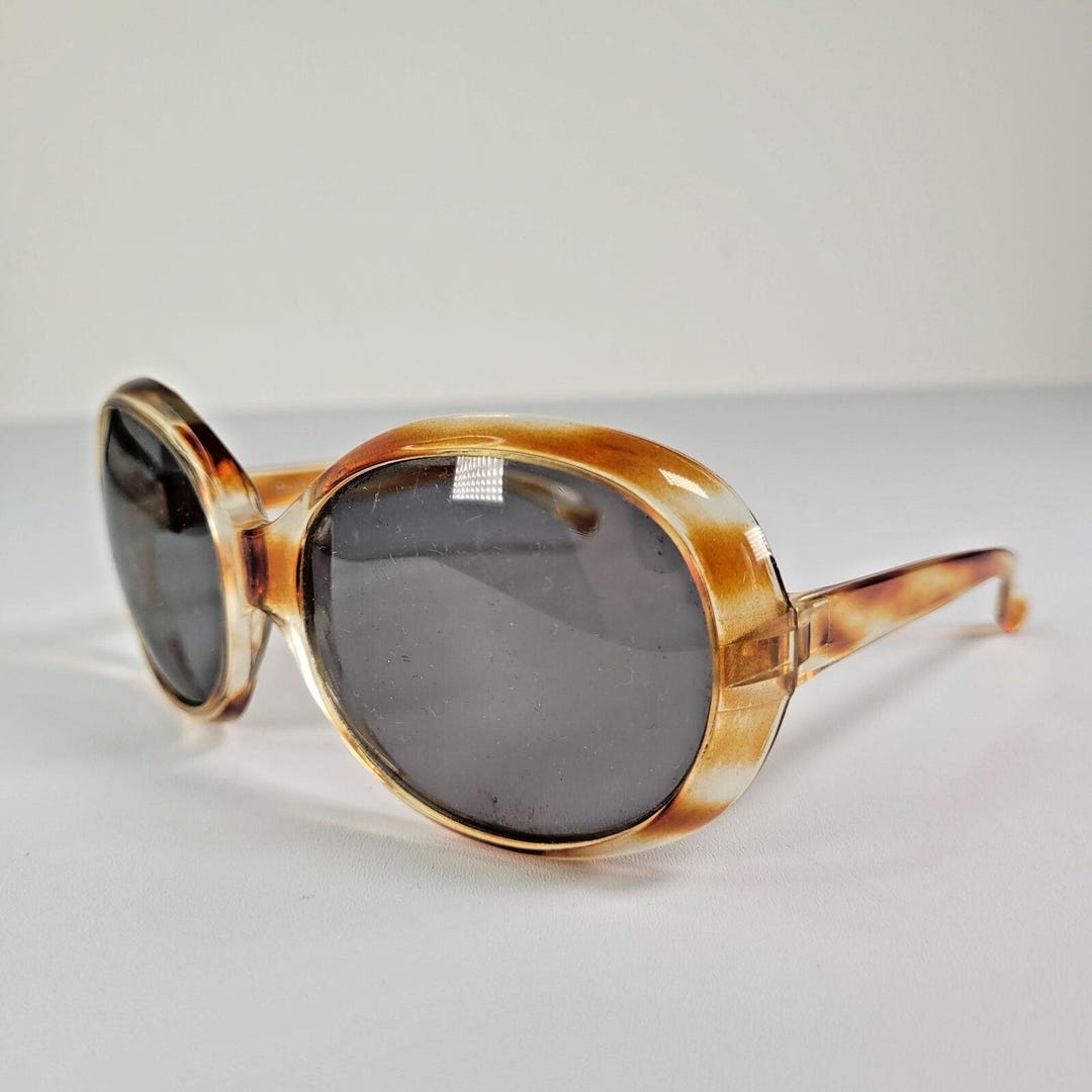 60s Vintage Oversized Tortoise Shell Sunglasses | Round Women's Brown ...