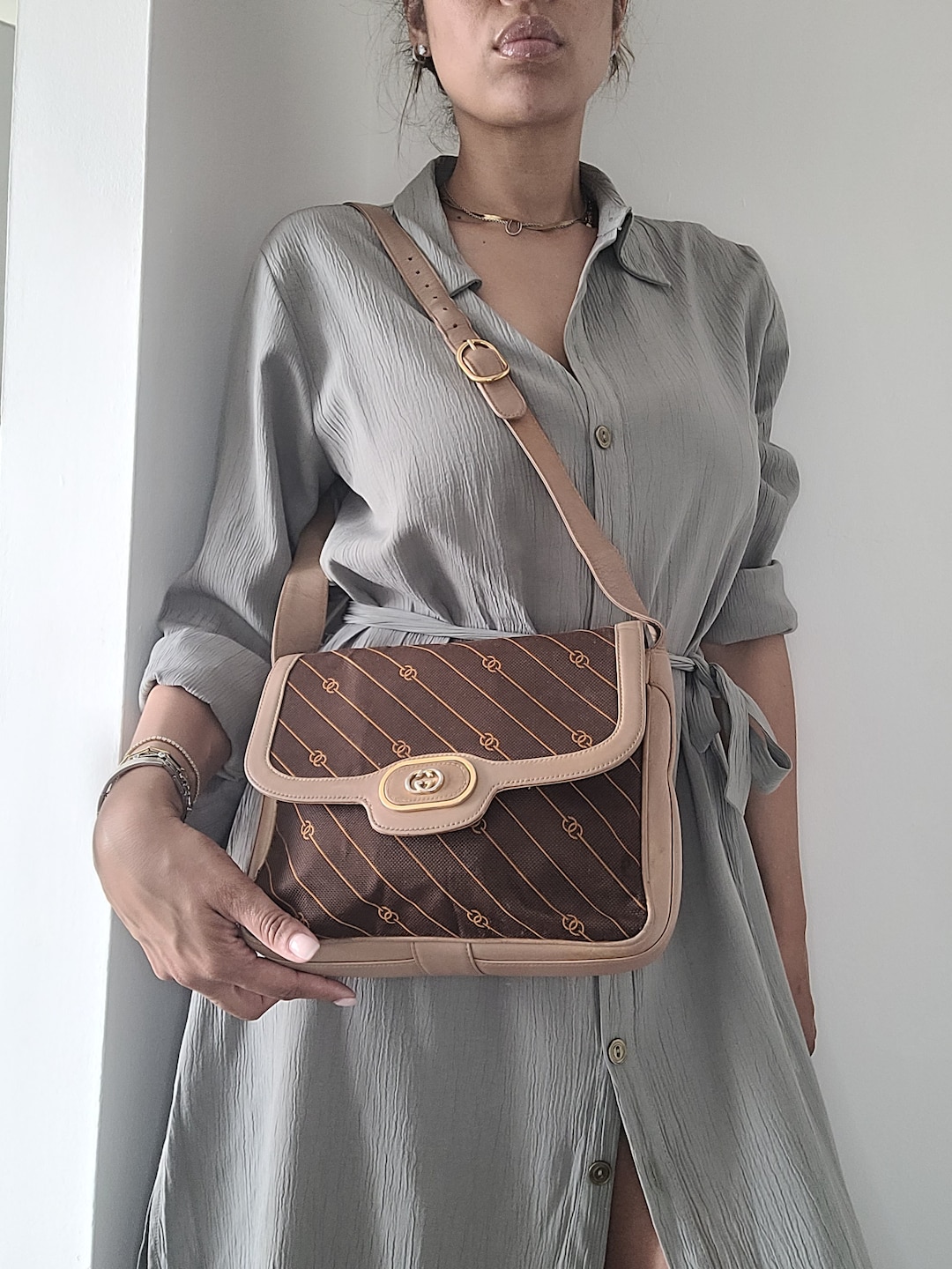 GUCCI Bag. Authentic Gucci Vintage Monogram Camel / Tan and Brown ...
