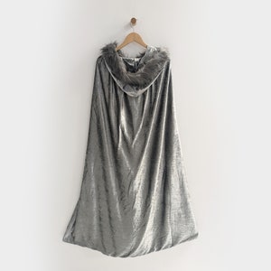 Silver Cloak With Large Hood, Gray Faux Fur Trim, and Metal Clasp ...