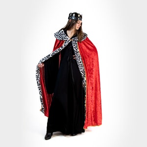 Royal King or Queen Cloak With Plush Trim and Metal Clasp - Etsy