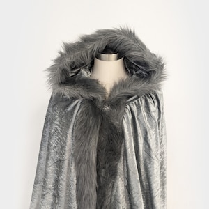 Silver Cloak With Large Hood, Gray Faux Fur Trim, and Metal Clasp ...