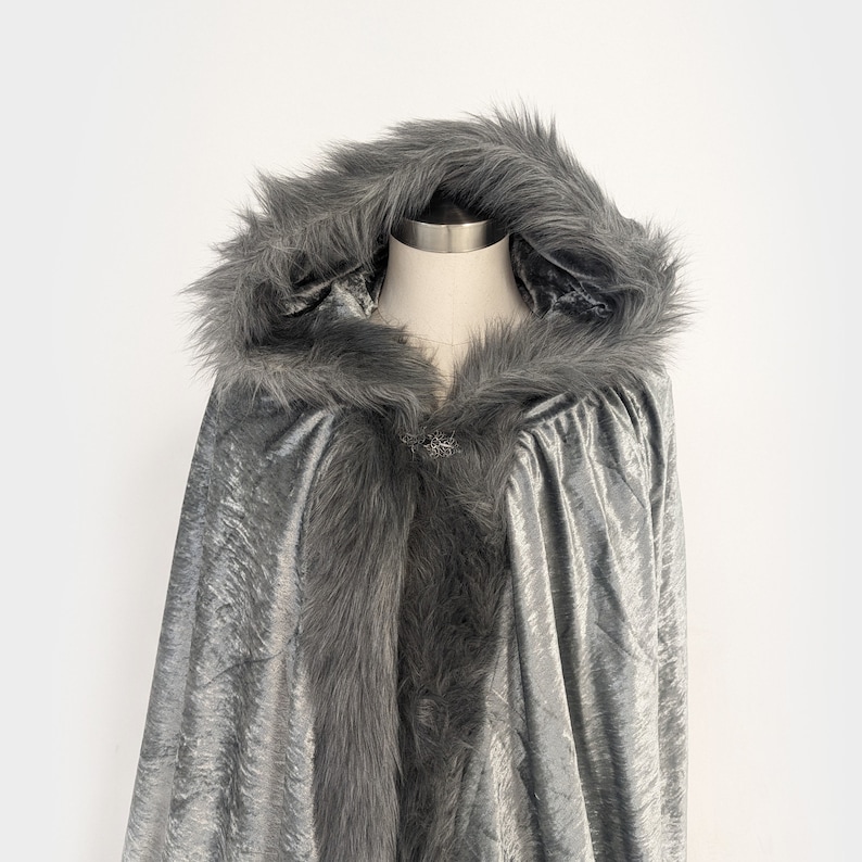 Silver Cloak With Large Hood, Gray Faux Fur Trim, and Metal Clasp ...