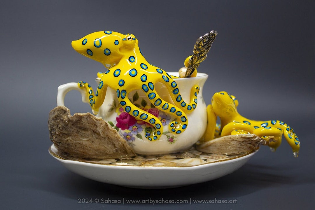 THORNTON HALL No.38 Octopus Tea Cup Signature Series Three Hand ...
