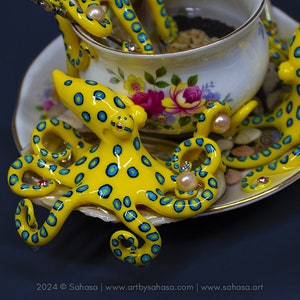 THORNTON HALL No.38 Octopus Tea Cup Signature Series Three Hand ...