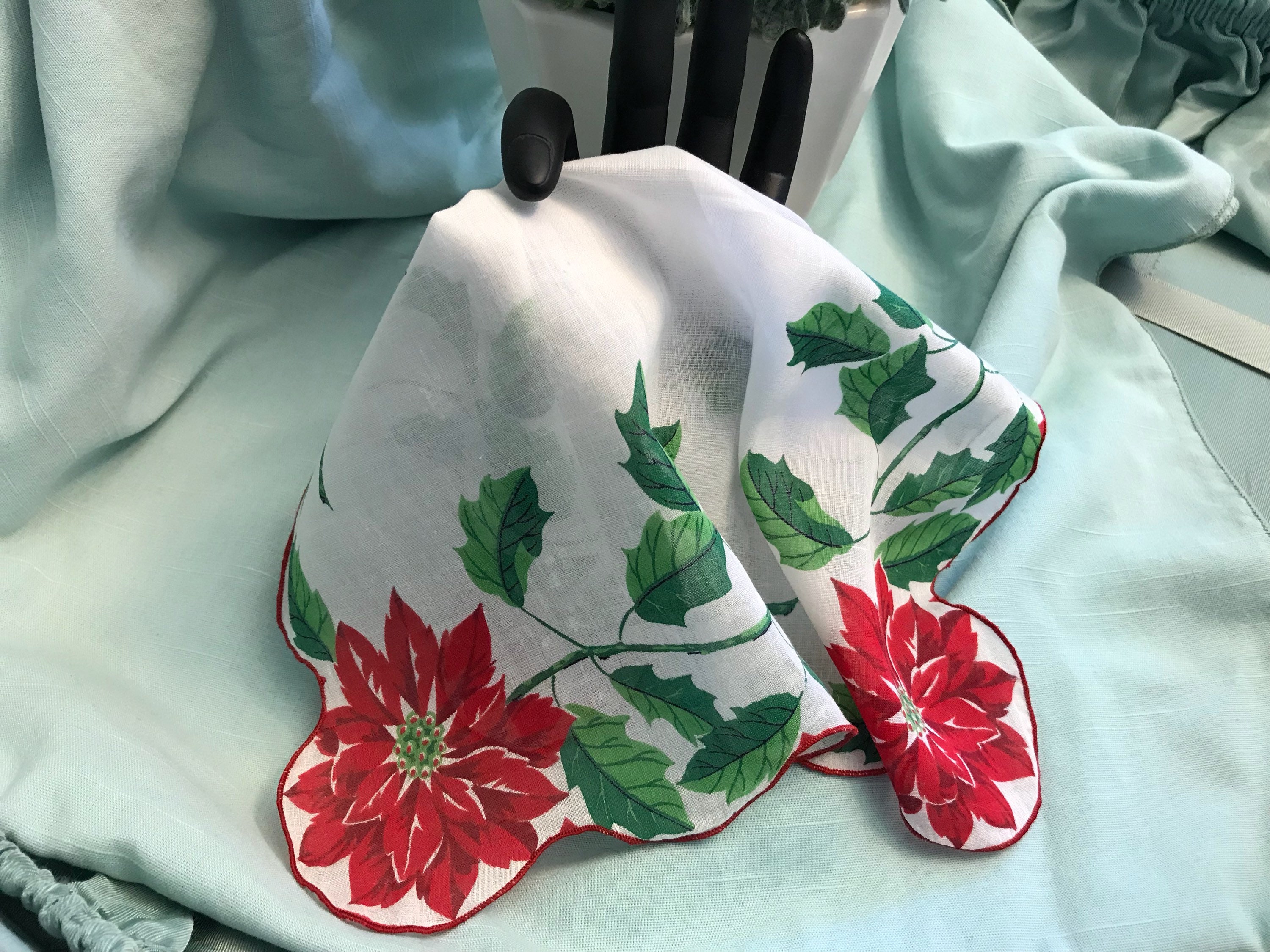 Vintage Christmas Handkerchief, Poinsettia Hankerchief, Printed cotton ...