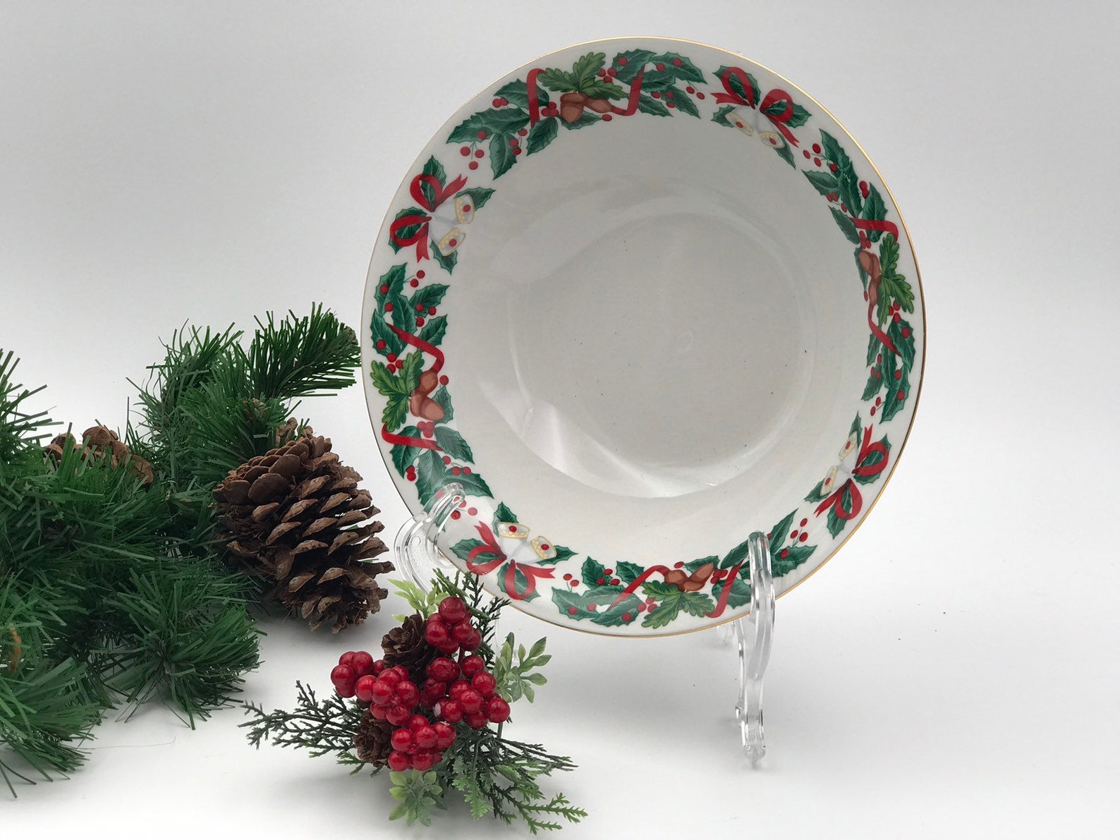 Vintage Royal Majestic Christmas Bowl, Holiday Cheer Pattern, Gold Trim ...