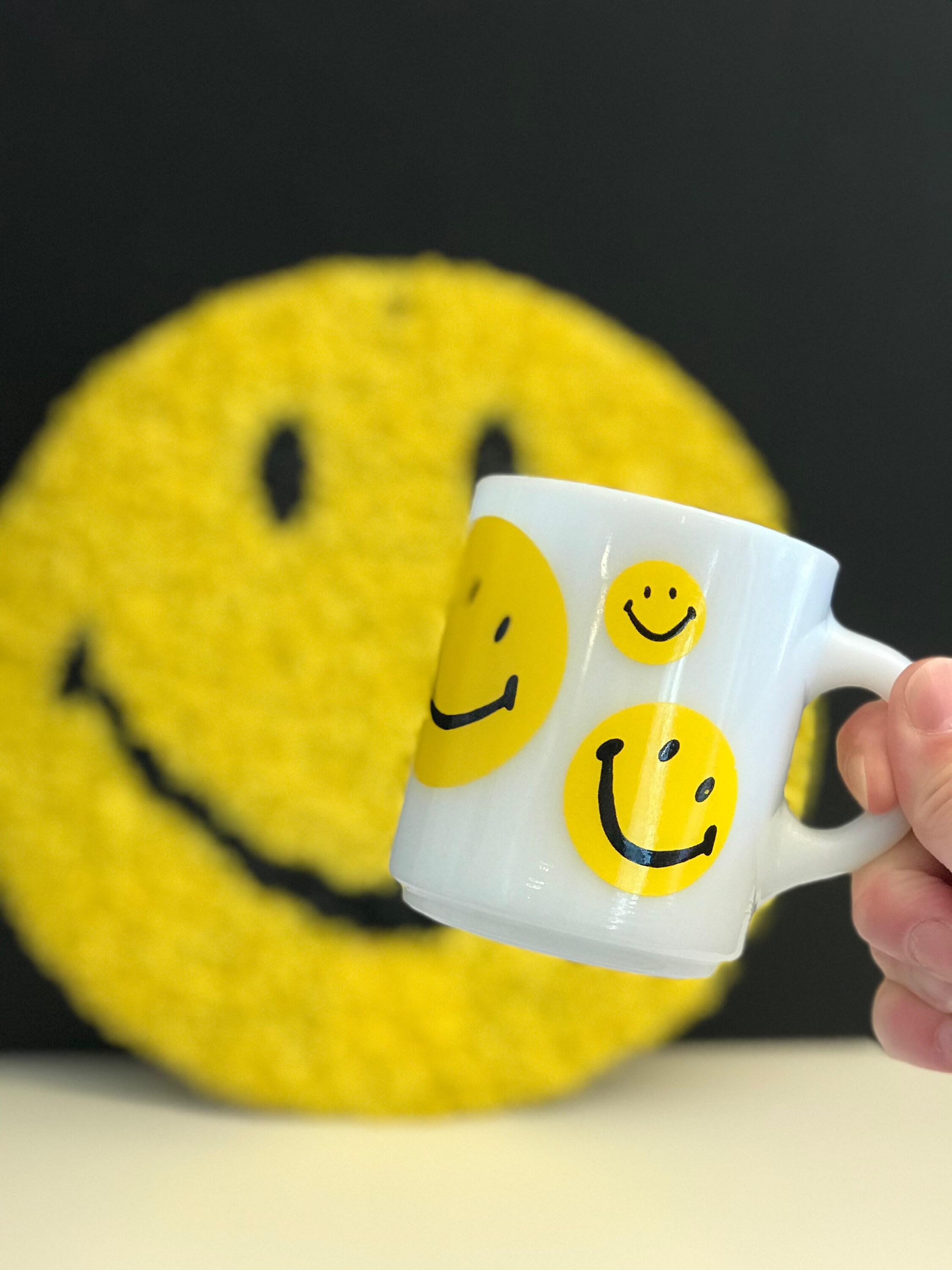 Milk glass Mug Smiley Faces, Vintage smile Mug, Smiley faces Mug ...