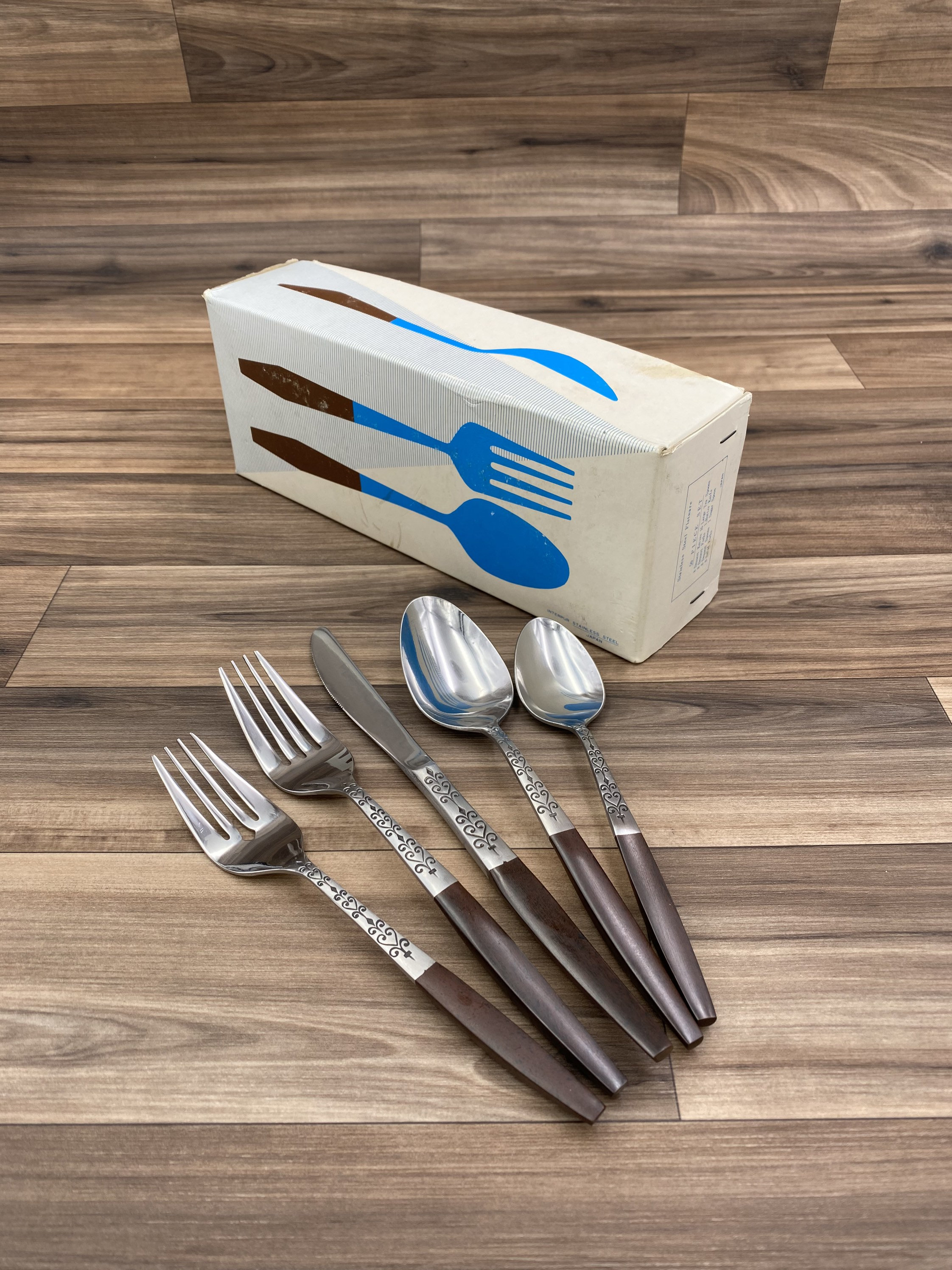 MCM Flatware Set New Vintage Interpur Silverware, service for 8, Scroll ...