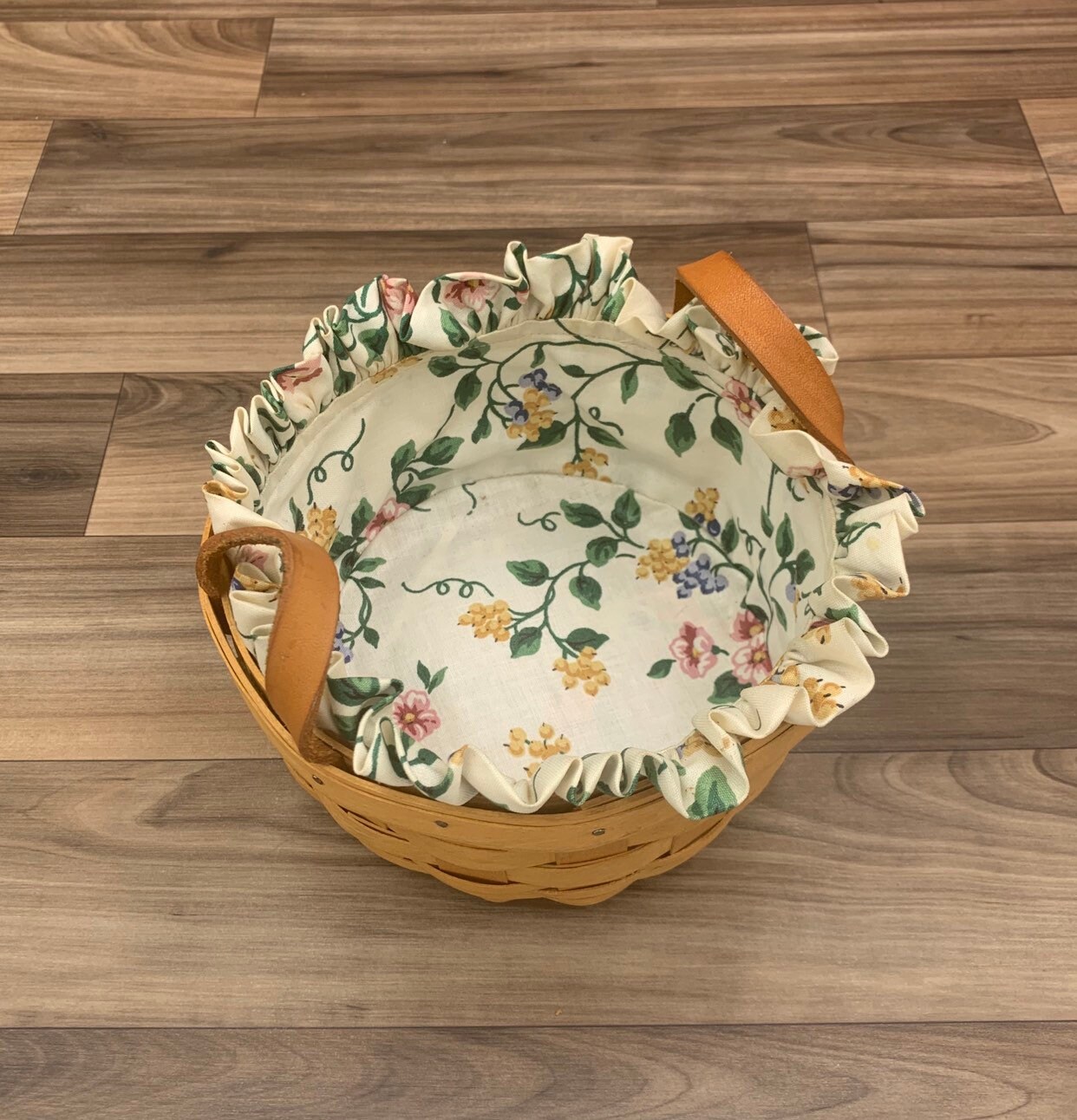 Vintage Longaberger Basket Rustic Home Decor, Round Basket with fabric ...