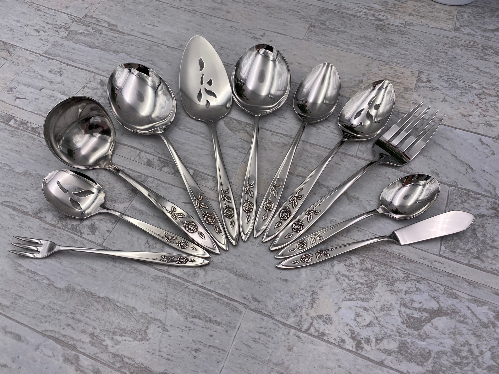 Oneida My Rose Stainless Flatware Set Service for 8 in Chest - Etsy