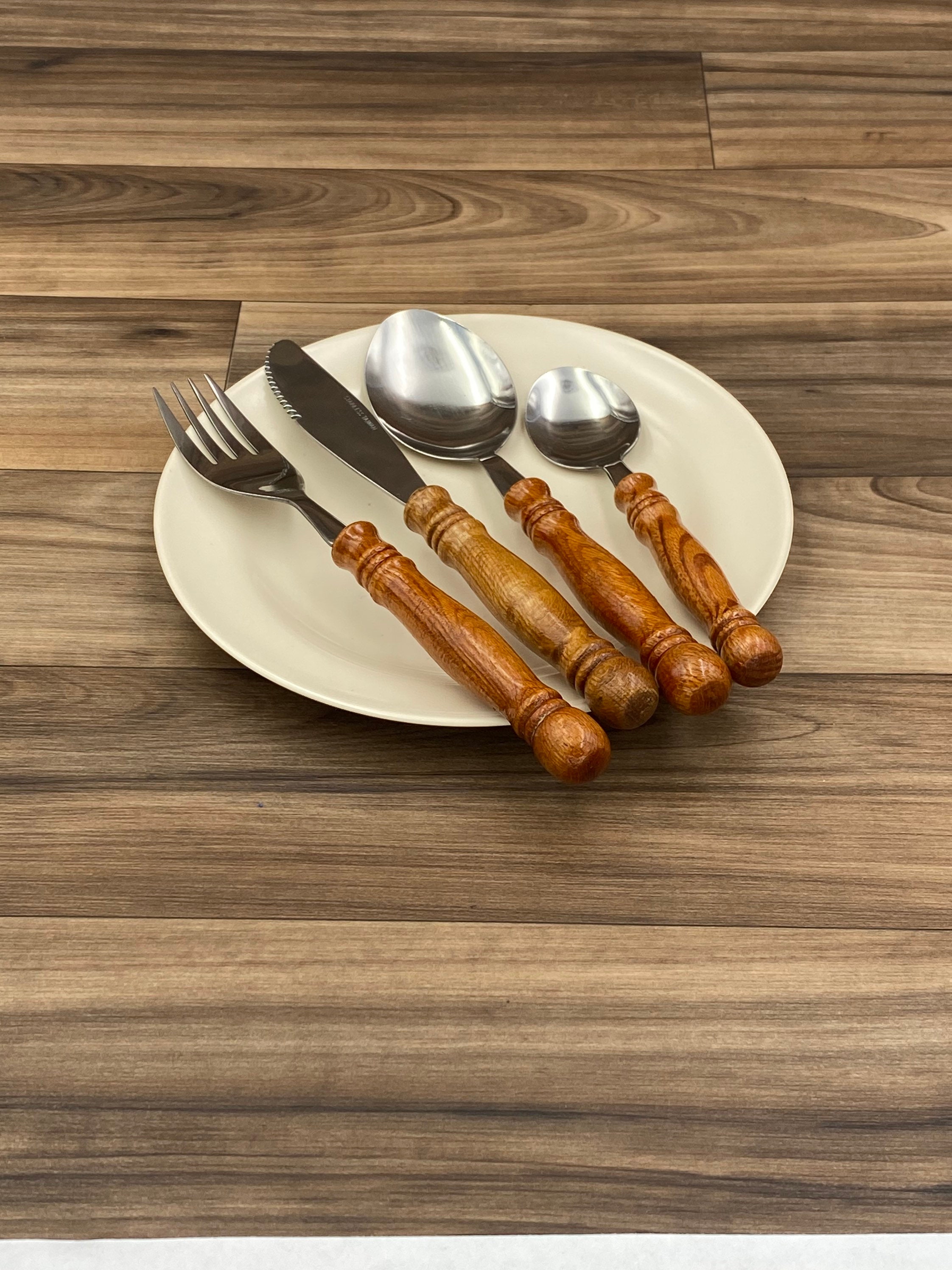 Vintage Wood Handled Flatware set, service for 8, Colonial Style ...