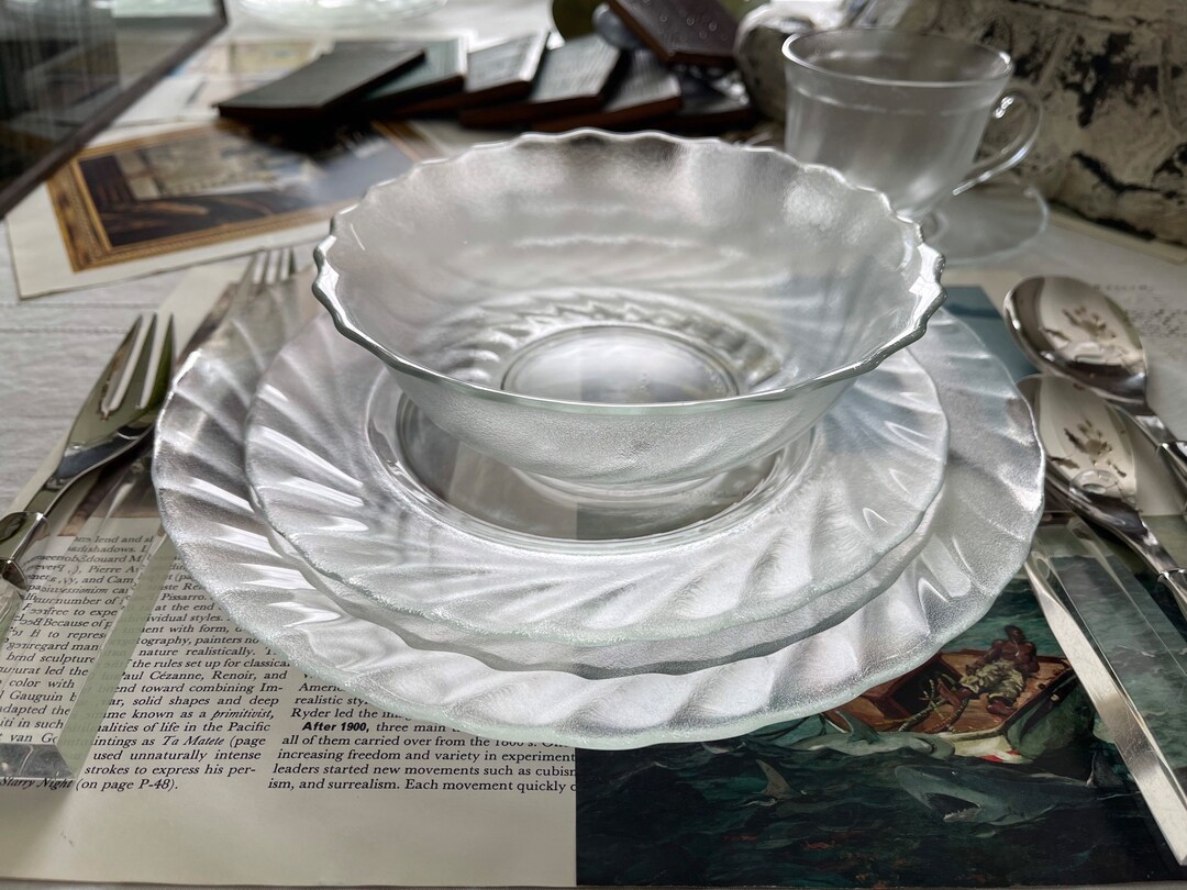 Vintage Plate Set, Arcoroc Glass Dinnerware, Clearbrook, 20 Piece Set, Mint Condition - Etsy