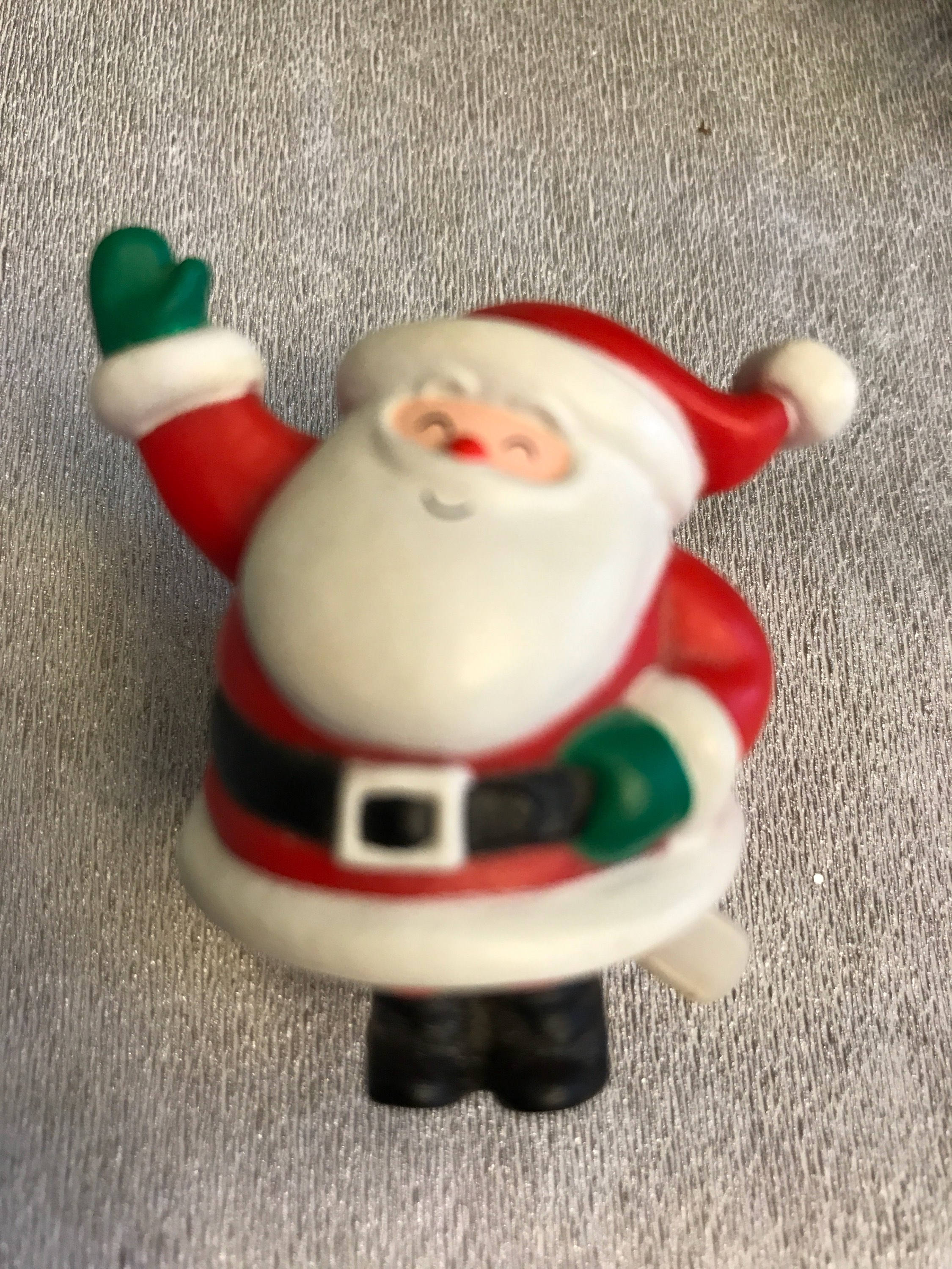 Vintage Waving Santa pin, red wind up Santa Brooch, mini Santa lapel ...