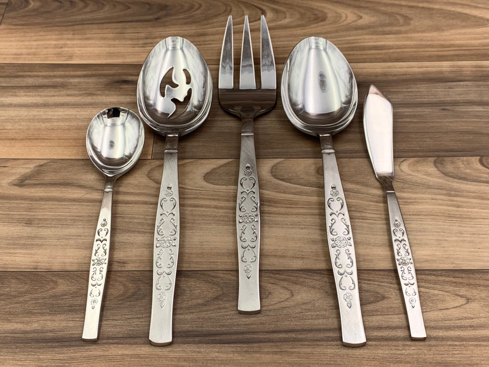 Mid Century Stainless Flatware set by Ekco Dania Floral handle MCM ...