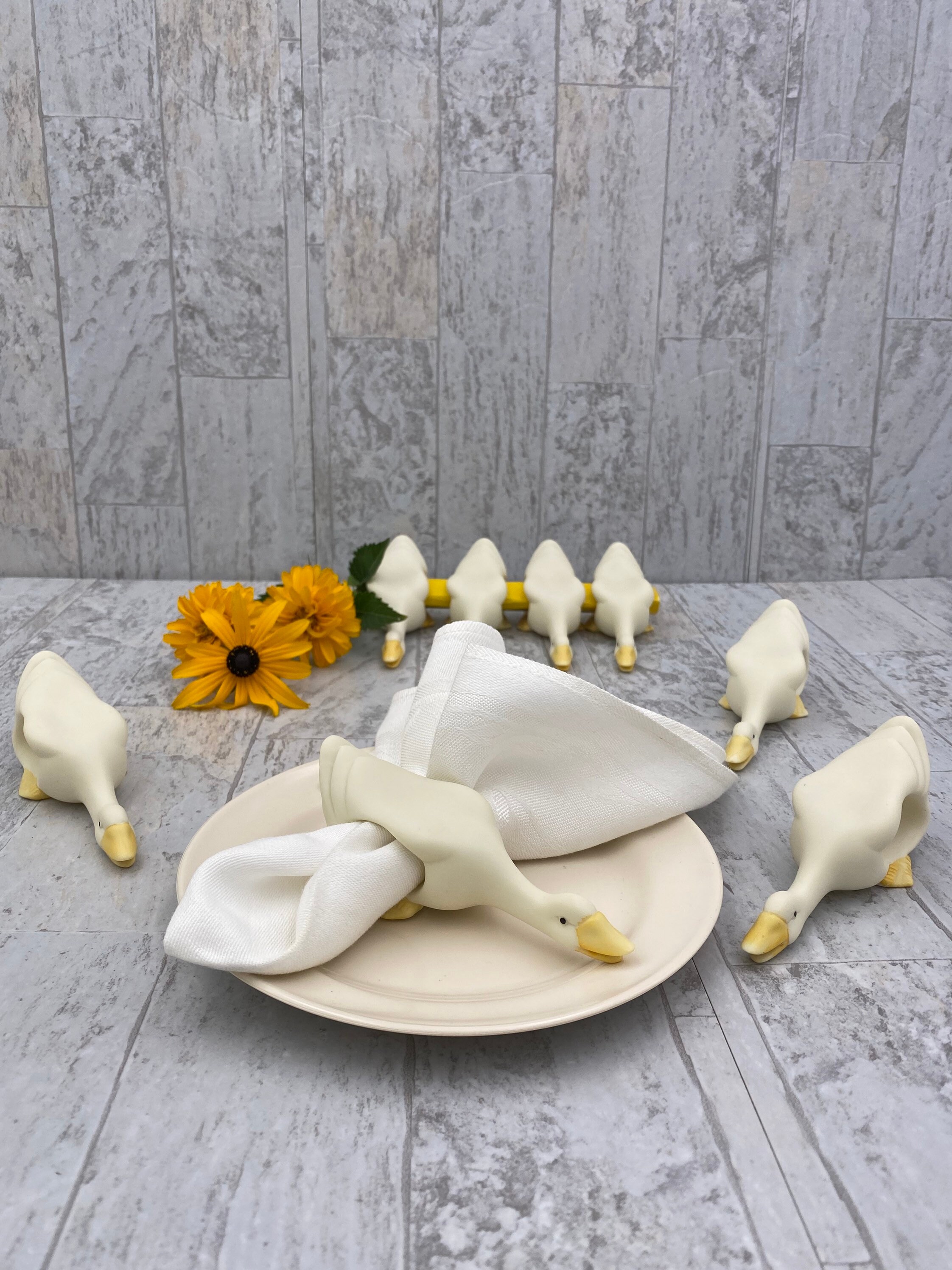Country Duck Napkin Rings, Set of 8, Vintage Tableware