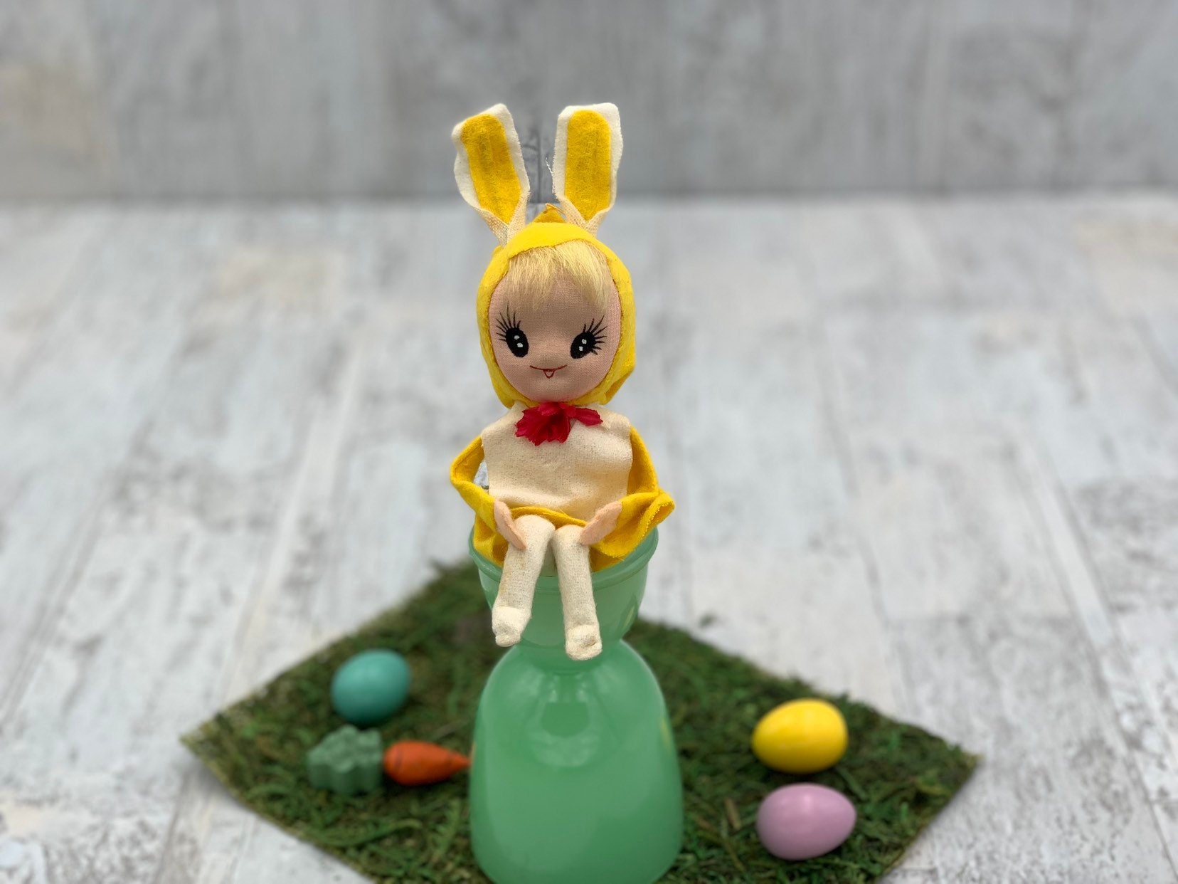 Vintage Pixie Bunny Elf, Stockinette face Bunny, Felt Knee hugger elf ...